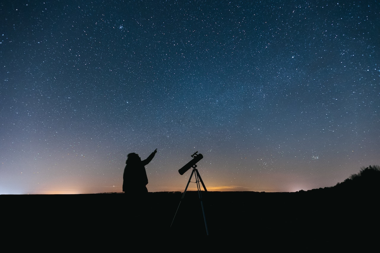 How to Explore the Night Sky with a 90mm Telescope - Telescope Facts